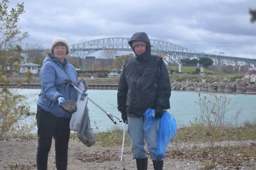 Sarnia Shoreline Clean-up - Ocean Wise