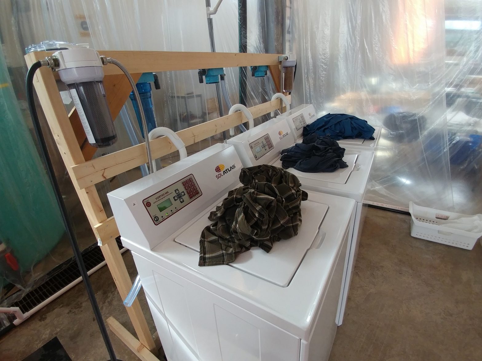 Laundry Releases Trillions of Plastic Microfibers Into the Ocean ...