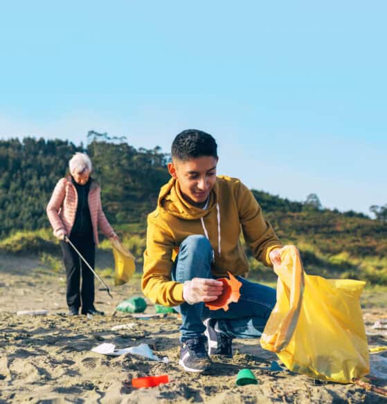 Join a Shoreline Cleanup - Ocean Wise